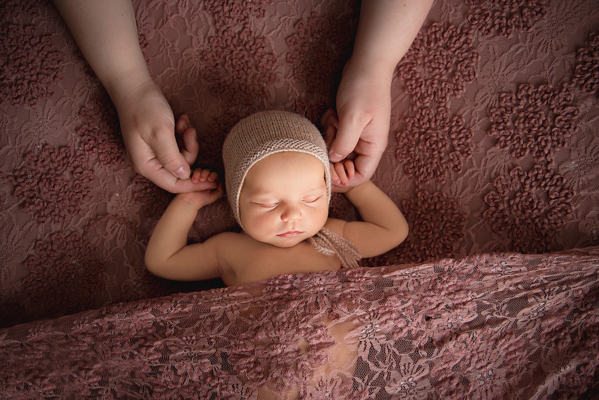 Nottingham Wedding and Newborn photographer